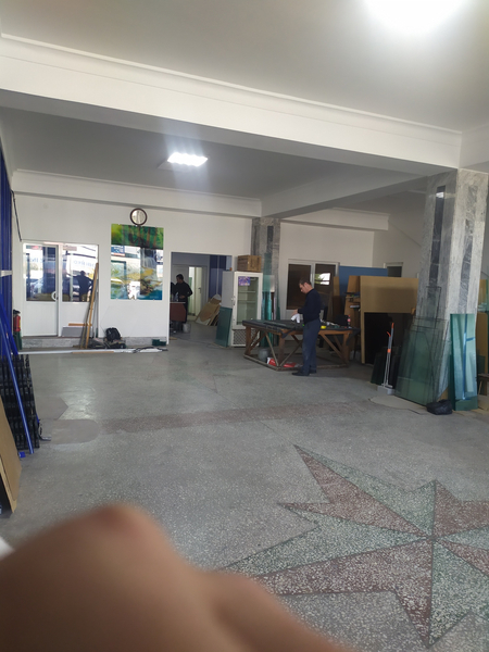 Srochno arenda 200kv 1 etaj stroy gorod roparasi