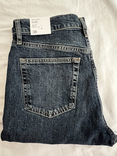 Джинсы Slim