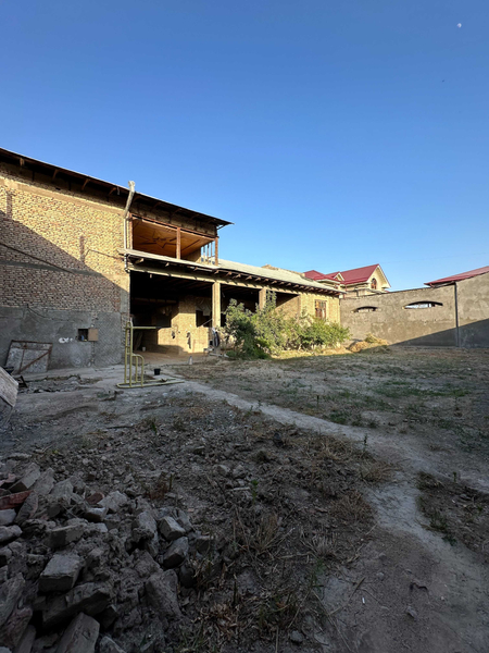 40 let/Krestik/srochno/fasad 24*30/za sotku 30/Guzal mahalla