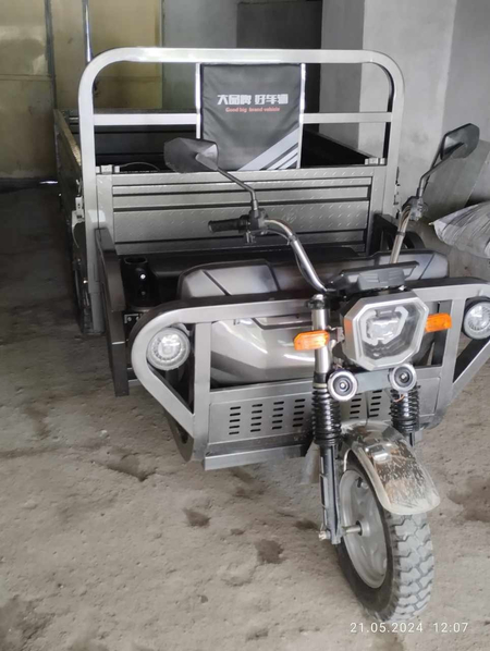 Elektroni mataskil sotiladi oganimga 1 oy buldi srochni pul kerak