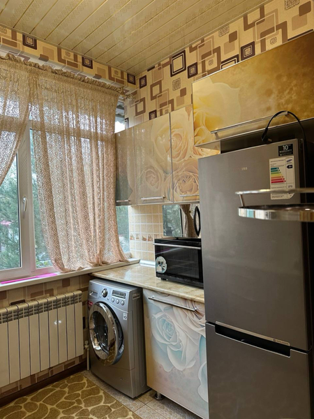 Продается 3 комнатная квартира на 2 этаже площадью 80 кв.м.
