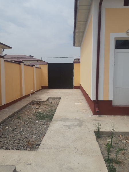 Sariosiyo tumani Aeroport tarafdan kotej sotiladi