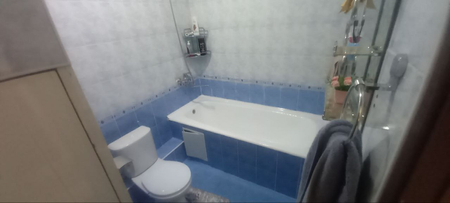 2-комнатная квартира, переделанная в 3-комнатную, в 8 квартале Юнусаба