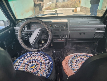 Mashina sotiladi vaz 21099