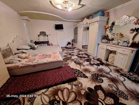 Uchaska sotiladi srochna zangi ota