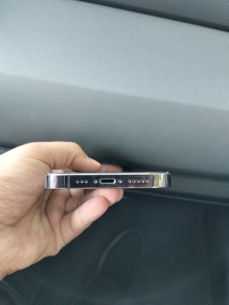 Iphone 14 pro deep purple