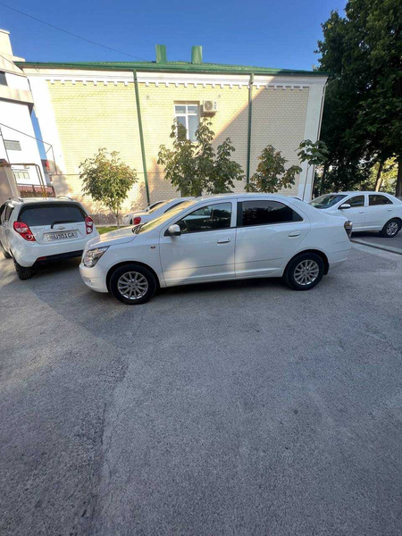 Продам Шевроле кобальт