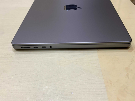 Macbook pro m1 Pro 14 inch 16/512
