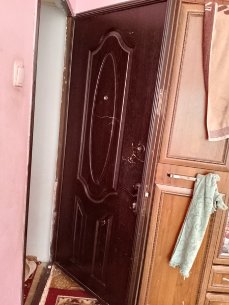 Продаётся Выходной дверьТемир эшик сотилади Эшик сотилади