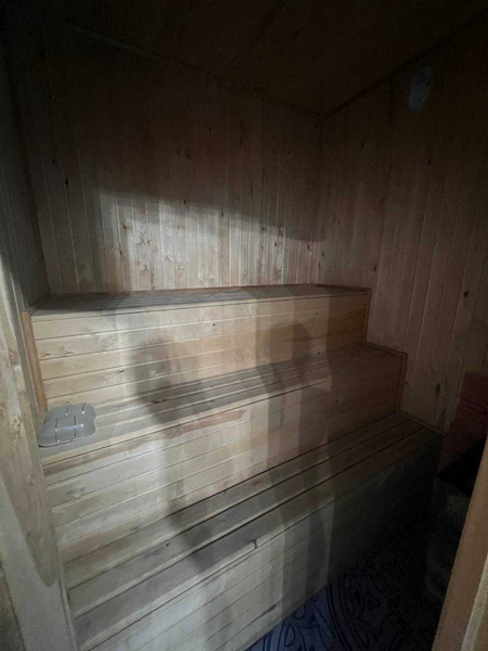 Hovli sotiladi /  продаётся участок