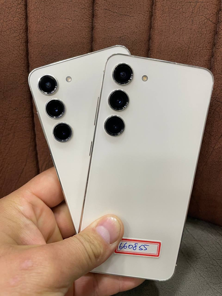 Telefon SAMSUNG S23