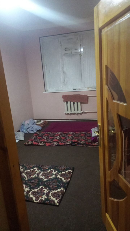 Навоида квартира сотилади 1 хонали 2 килинган