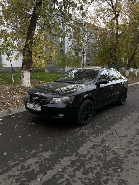 Hyundai sonata sotiladi ideal xolatda
