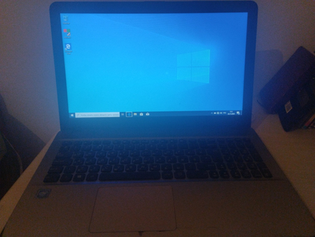 Asus notebook sotiladi!!!
