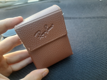 Продаются очки Ray Ban