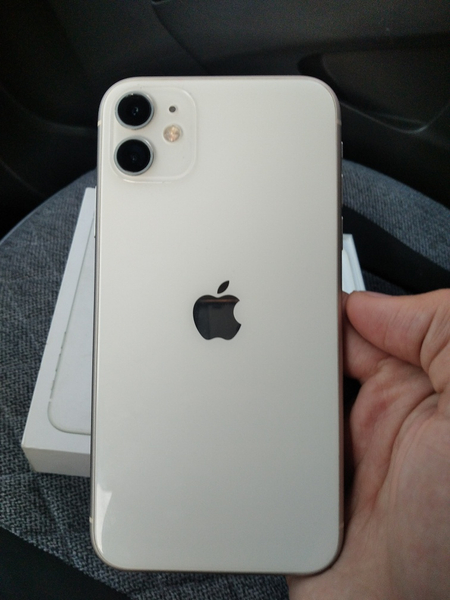 Iphone 11 srochna Sotiladi!!!