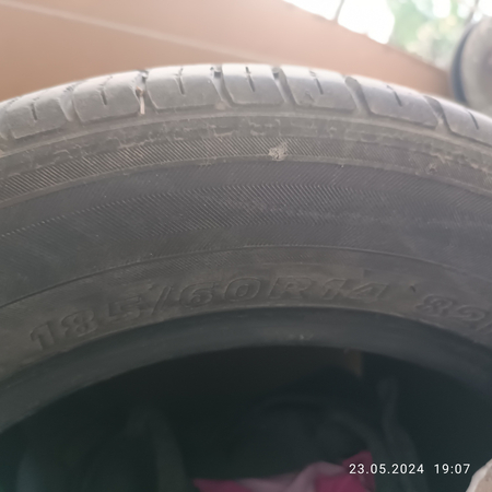 Продается авто шины кумхо
