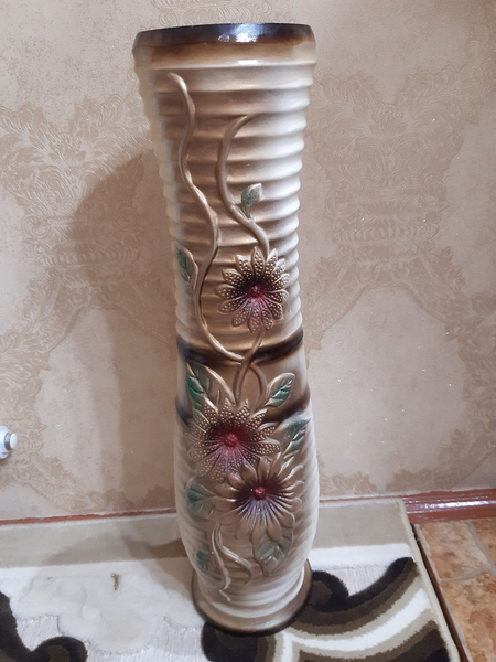 Продаются  вазы .