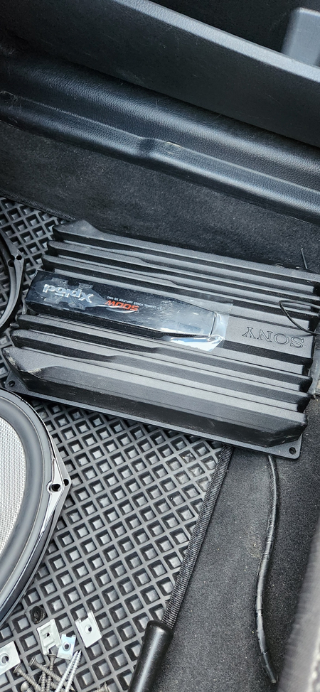 Pioneer mafon kenwood kalonka usilitel
