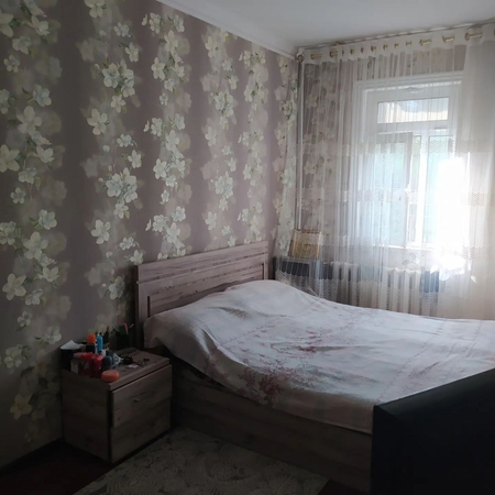 Продаётся своя квартира 3/2/9 
Юнус Абад 11 квартал.