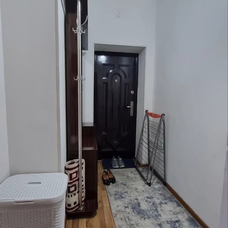 Продам 2-х комнатную квартиру на Сергели 6
