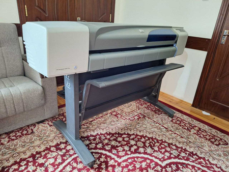 Плотер HP designjet 500Plus цветной