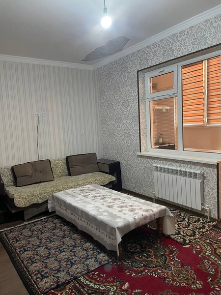Сдаётся квартира с хозяином, 2 комнаты 70 квадратов