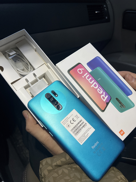 Продам Redmi 9 32gb срочно
