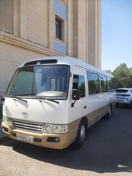Автобус услуга по Узб