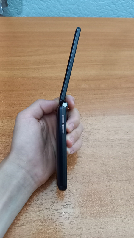 Novey Z1 telefoni