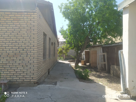 Qiziltepa hovli sotiladi
