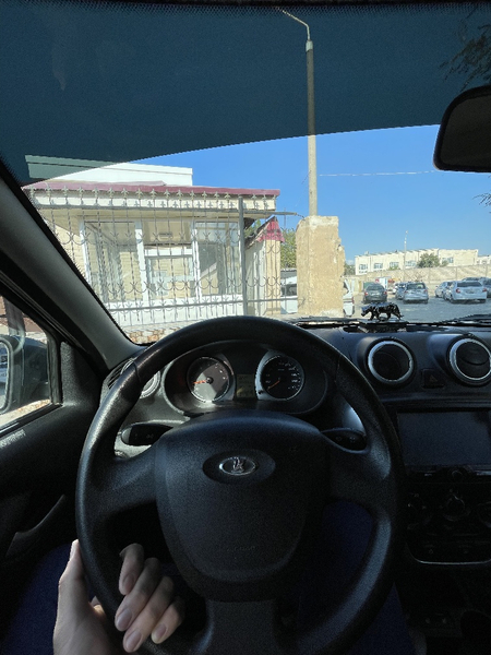 Lada Granta 2015-yil xolati yangi