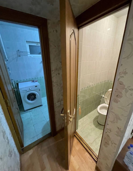 Продается 3х ком. кв-ра на ул.Нукусская, ор-р: Российское пос-во,105м2