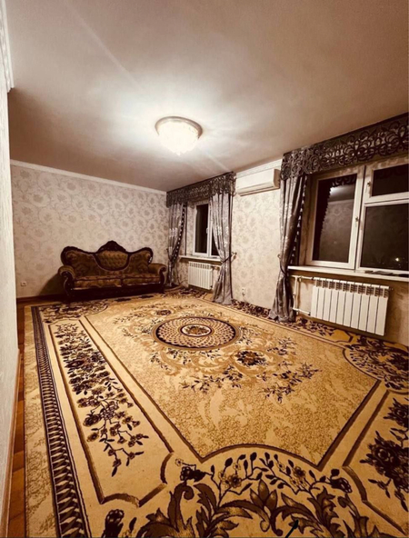 Метро Буюк Ипак Йюли , 4/4/5 , кирпич , 80м2 , 105 000 у.е