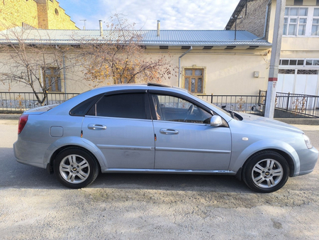 Лассети 2011 автомат 4 поколения газ билан