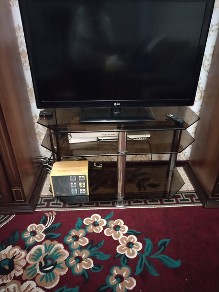 Podstavka pod TV