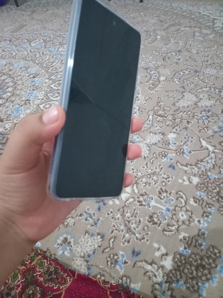 Infinix hot 40i sotiladi 128/4