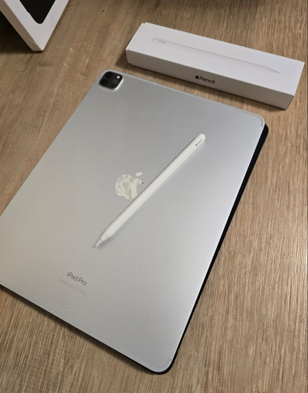 Продаю iPad Pro 12.9 M2 Silver 128GB Sim + Apple Pencil 2 + Черный Чех