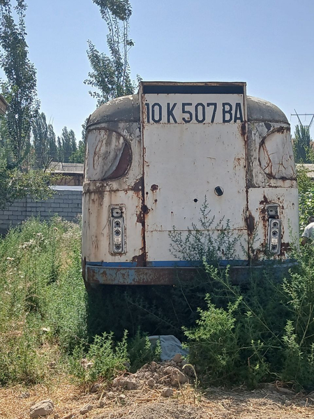 Автобус на запчасти