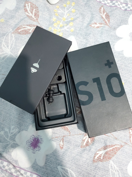 Samsung S10+ USA