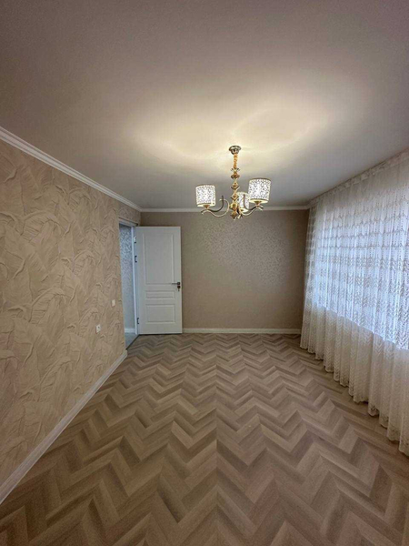 V3556  3/2/4 Улица Шота Руставели  Ор.р: кафе B&B 64м2 Средний ремонт
