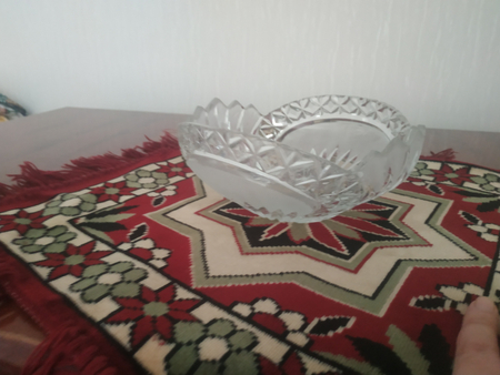 Sovetskiy xrustall vazalar parasi 130000 so'm