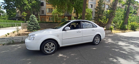 Продаю свою Lacetti