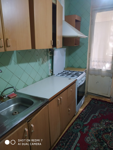 Dk Farhod.Oilaga uzoq mudatga ijaraga 3xona