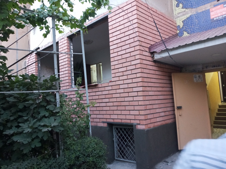Balkonga g'isht teramiz