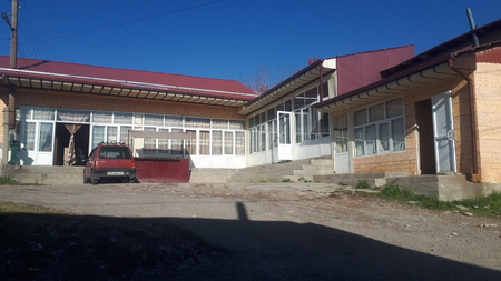 Parkent tumani Zarkent qishlog‘ida Magazin Milliy taomlari kafesi