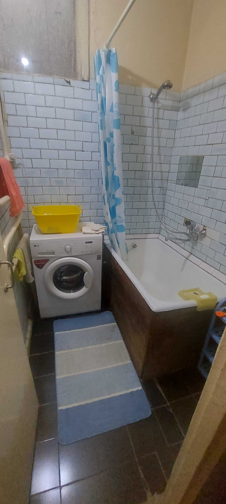 Продам 2х комнатную переделанную в 3х на ТТЗ-2