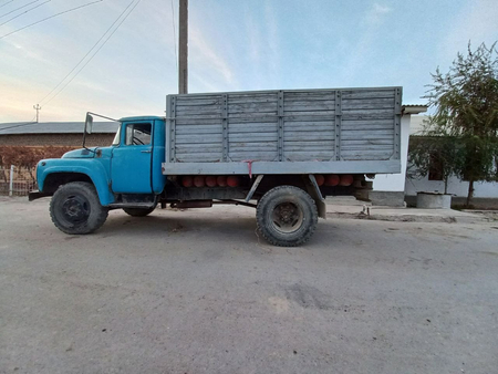 Zil matori karobkasi zur