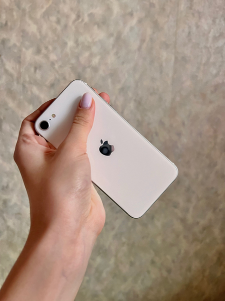 Iphone SE 2020 года 128GB
