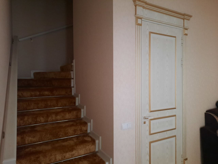 Срочно продаётся 1,8-сотик 5-х комн участка в Сергели Строител